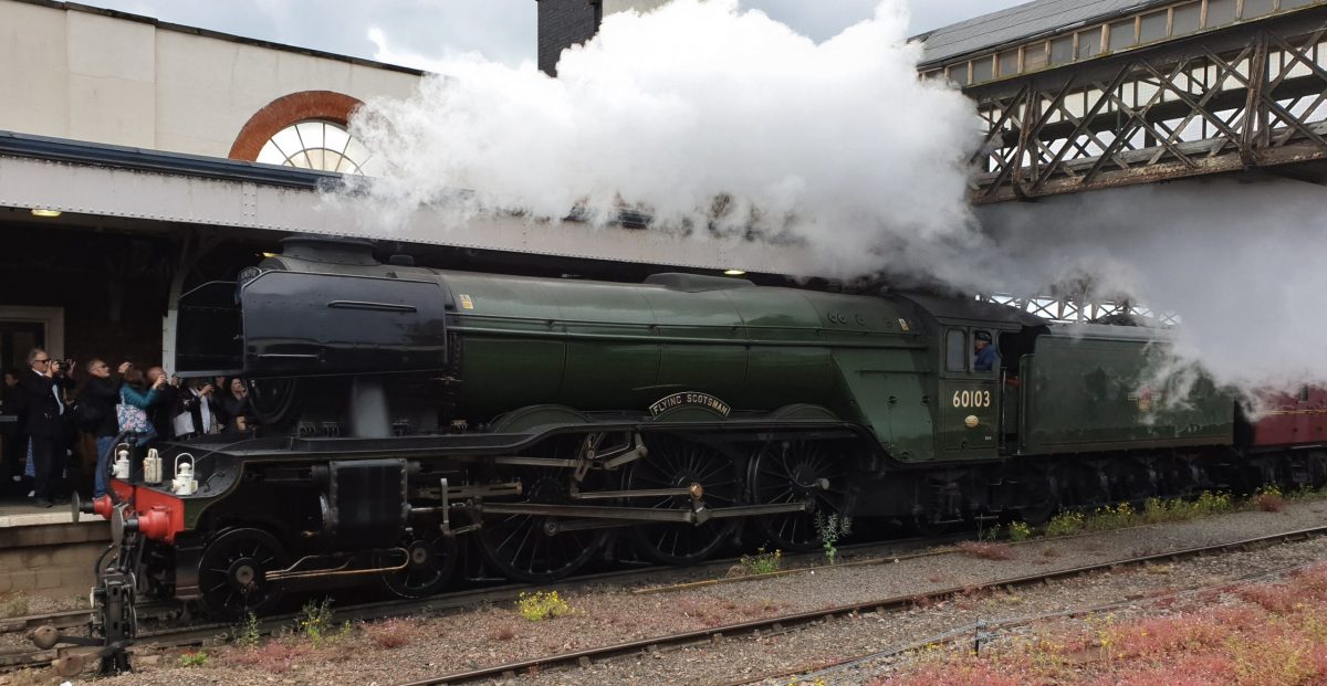 When rail fans have chance to see the iconic Flying Scotsman locomotive ...